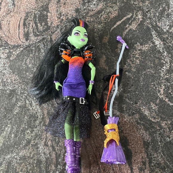 monster high | Toys | Monster High Casta Fierce Doll | Poshmark